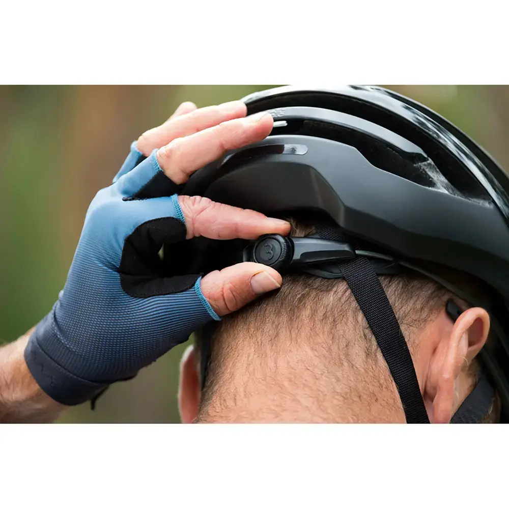 BBB Cycling Maestro MIPS BHE-10 Race Fietshelm Mat Zwart